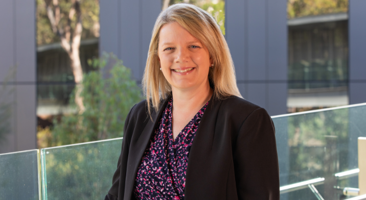Associate Professor Katherine Baines - HMRI